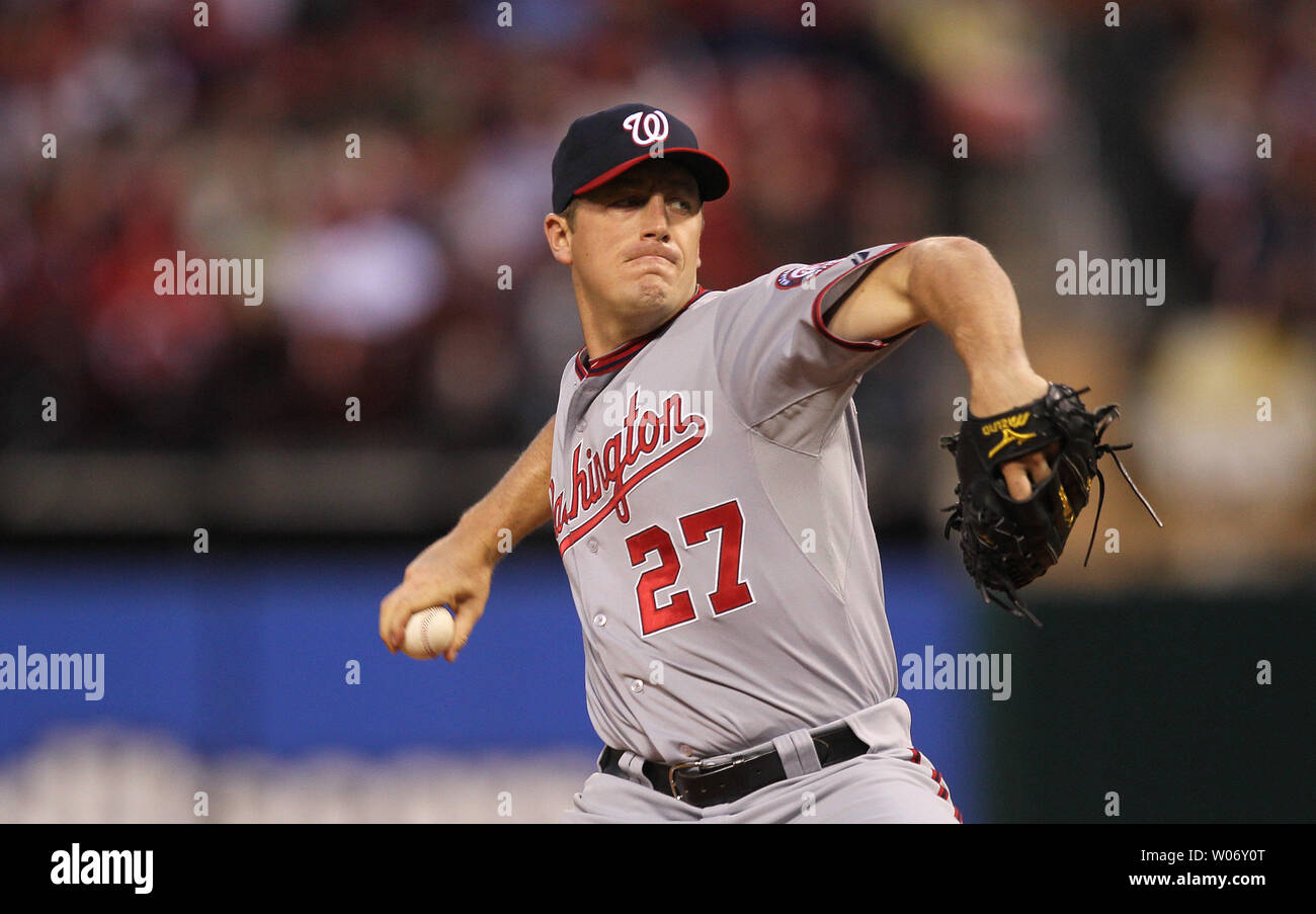 Washington Nationals starting pitcher Jordan Zimmermann delivers a ...