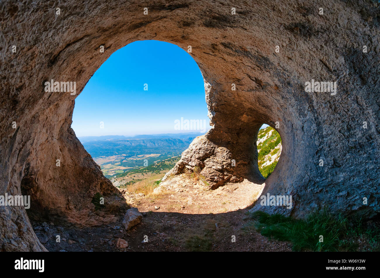 Heart shaped cave hi-res stock photography and images - Alamy