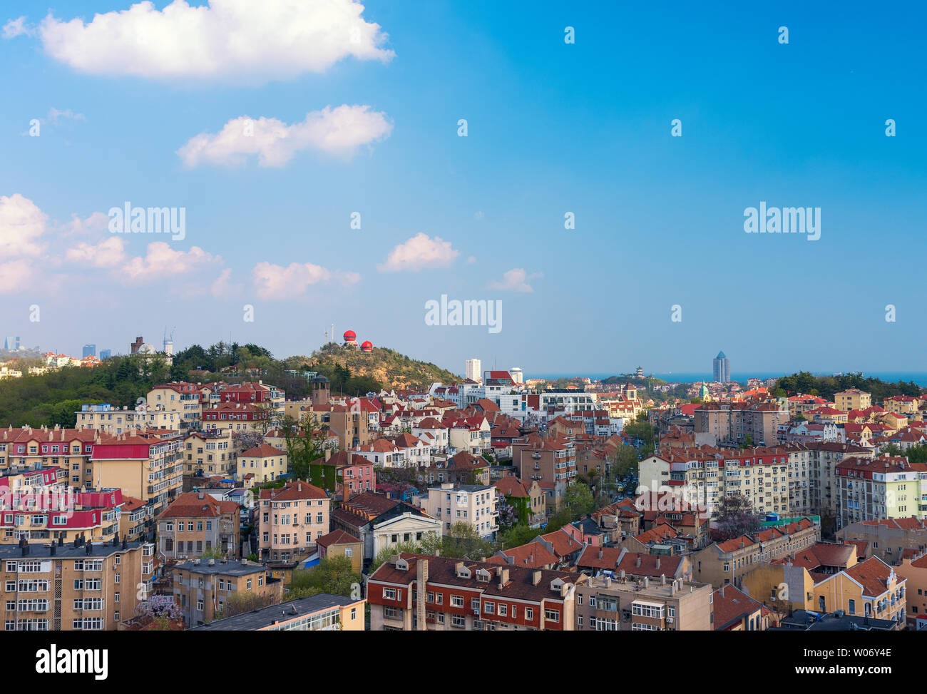 China qingdao port hi-res stock photography and images - Alamy