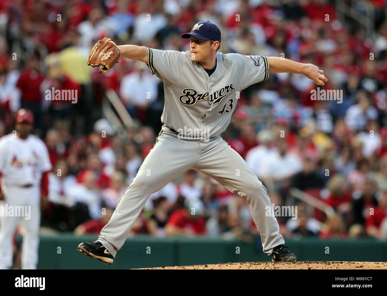 Milwaukee Brewers starting pitcher Randy Wolf delivers a pitch to the ...