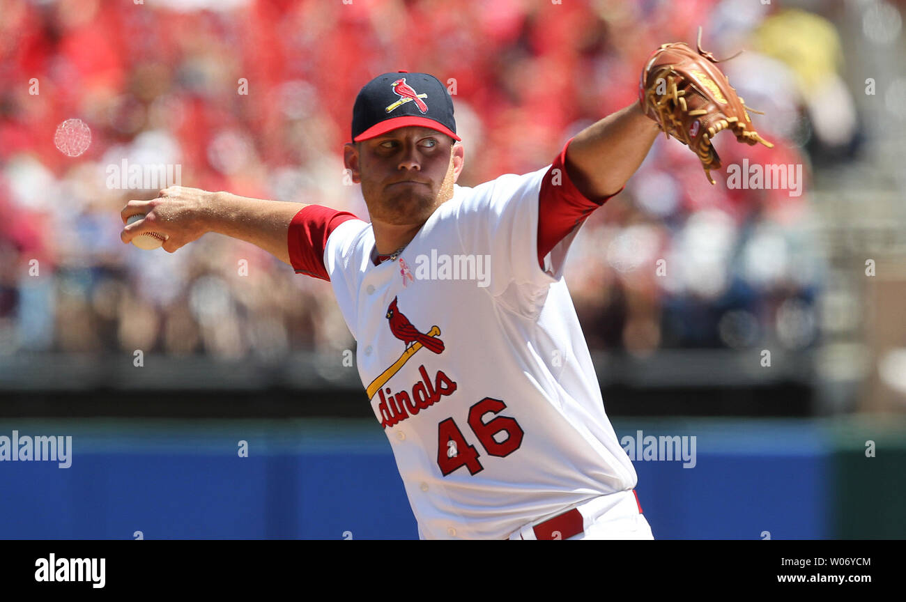St. Louis Cardinals starting pitcher Kyle McClellan delivers a pitch to ...
