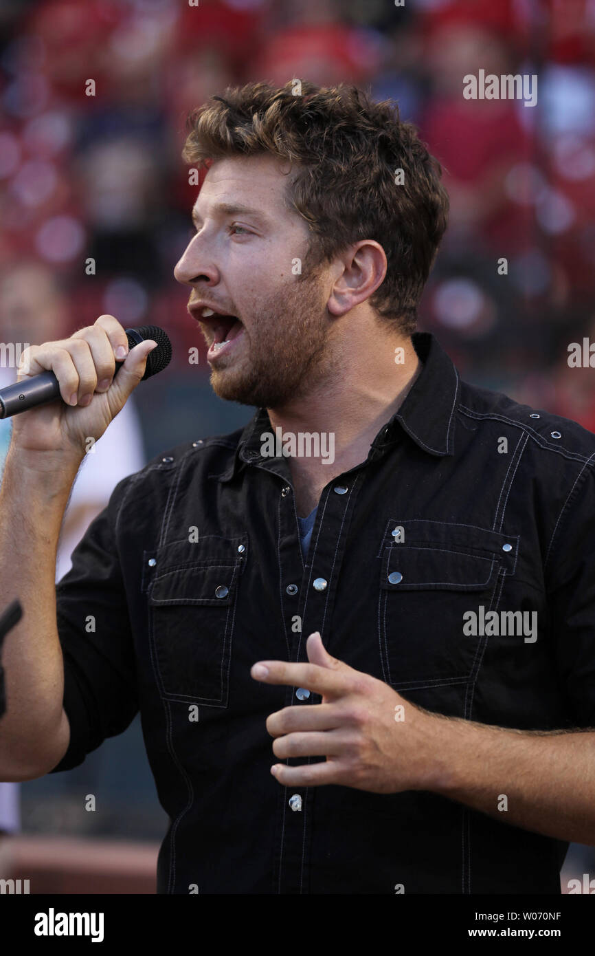 Country recording artist Brett Eldredge sings "God Bless America ...