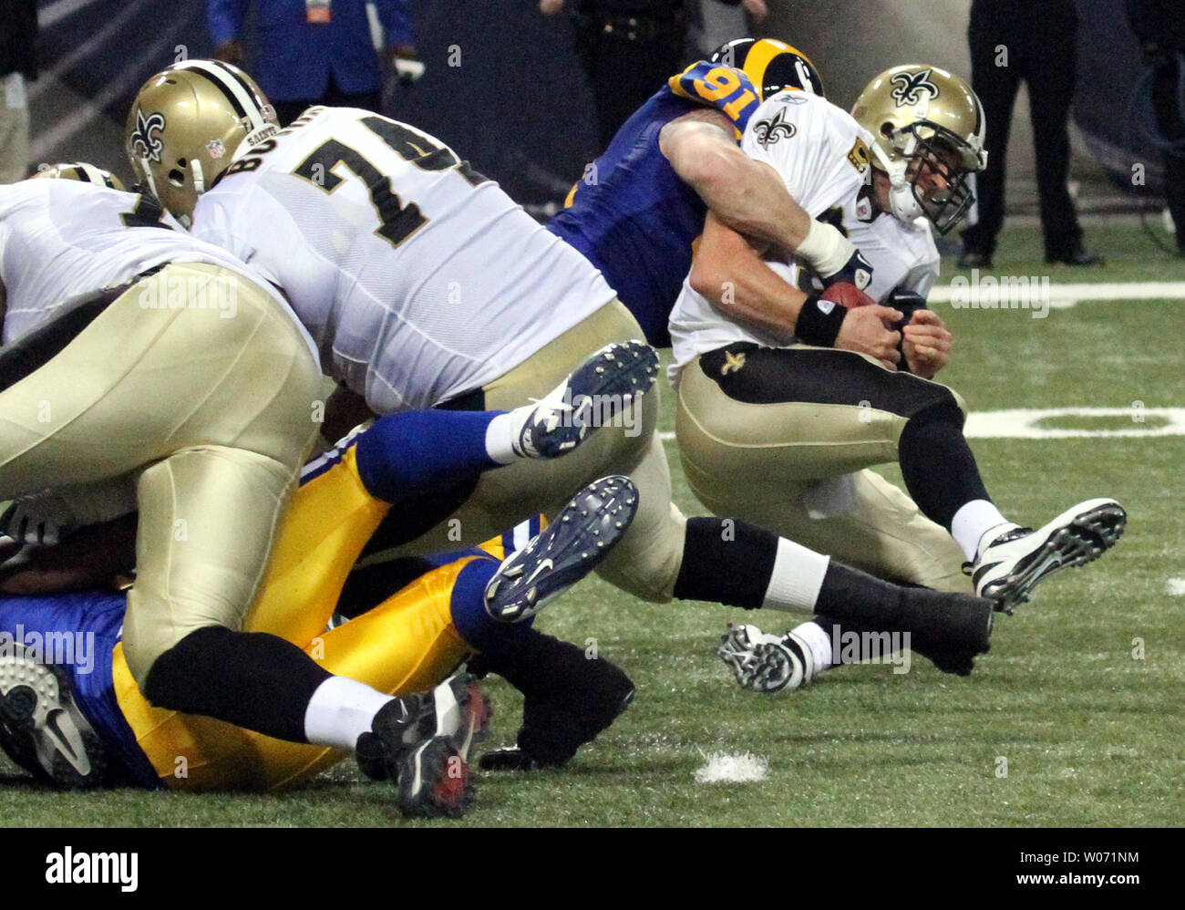 Chris long rams hi-res stock photography and images - Alamy