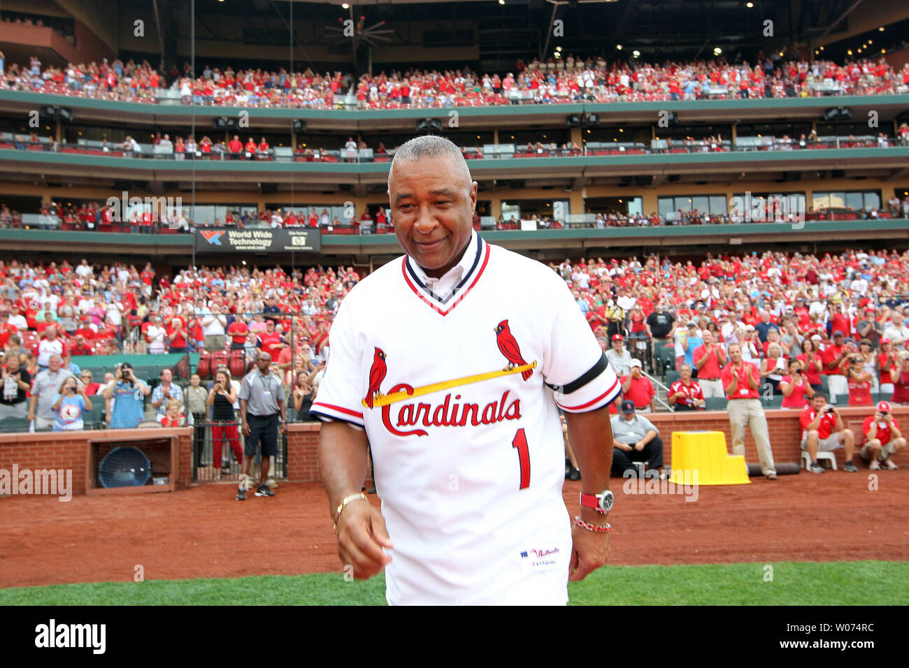 St louis cardinals 1982 hi-res stock photography and images - Alamy