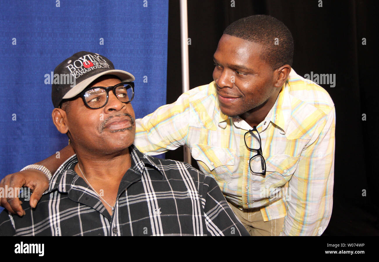 Former World Boxing Association heavyweight champion of the World Leon ...