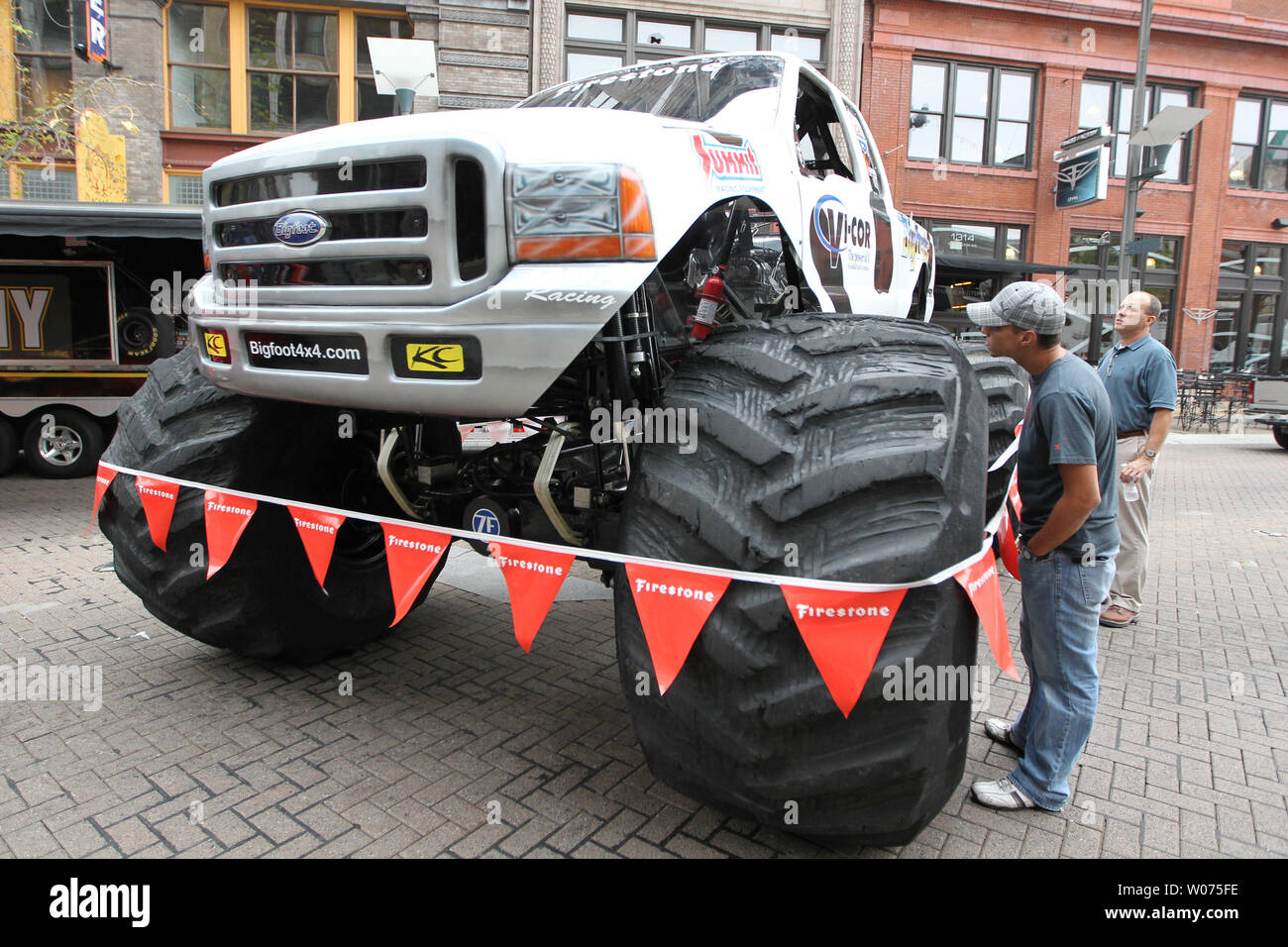 Gateway international raceway hi-res stock photography and images - Alamy
