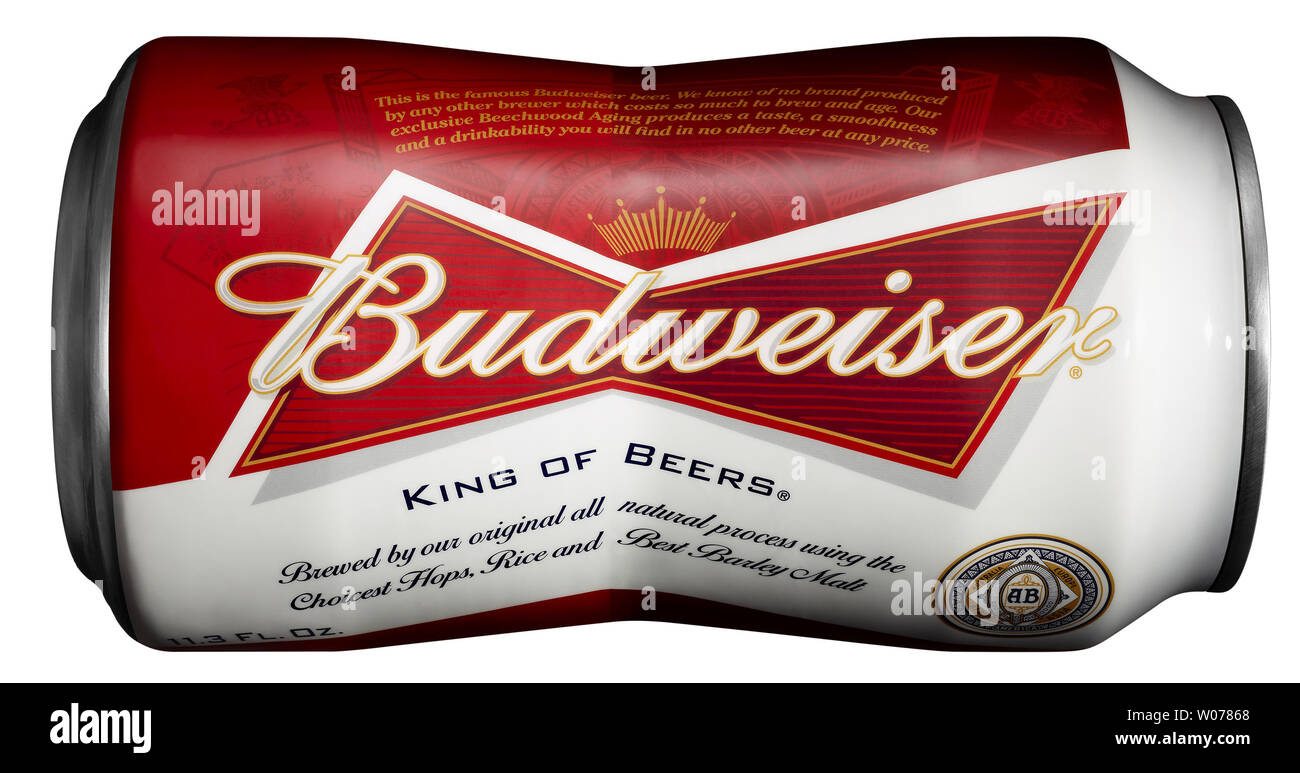 6 pack beer can hi-res stock photography and images - Alamy