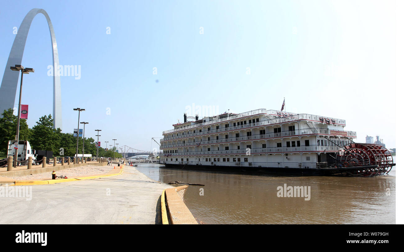 The Queen of the Mississippi Riverboat is moored on the St. Louis ...