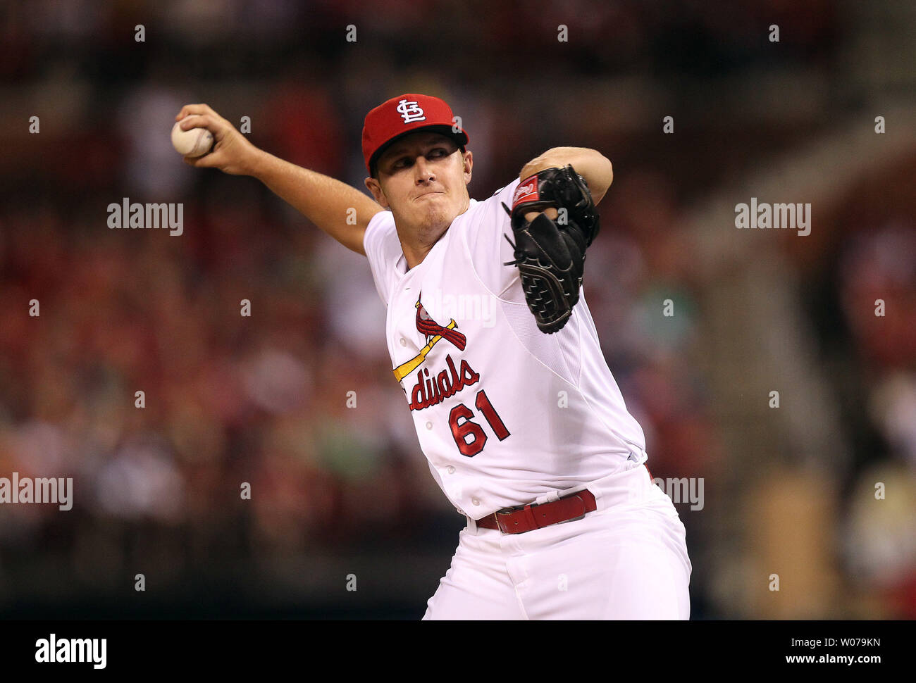 St. Louis Cardinals pitcher Seth Maness delivers a pitch to the Houston ...
