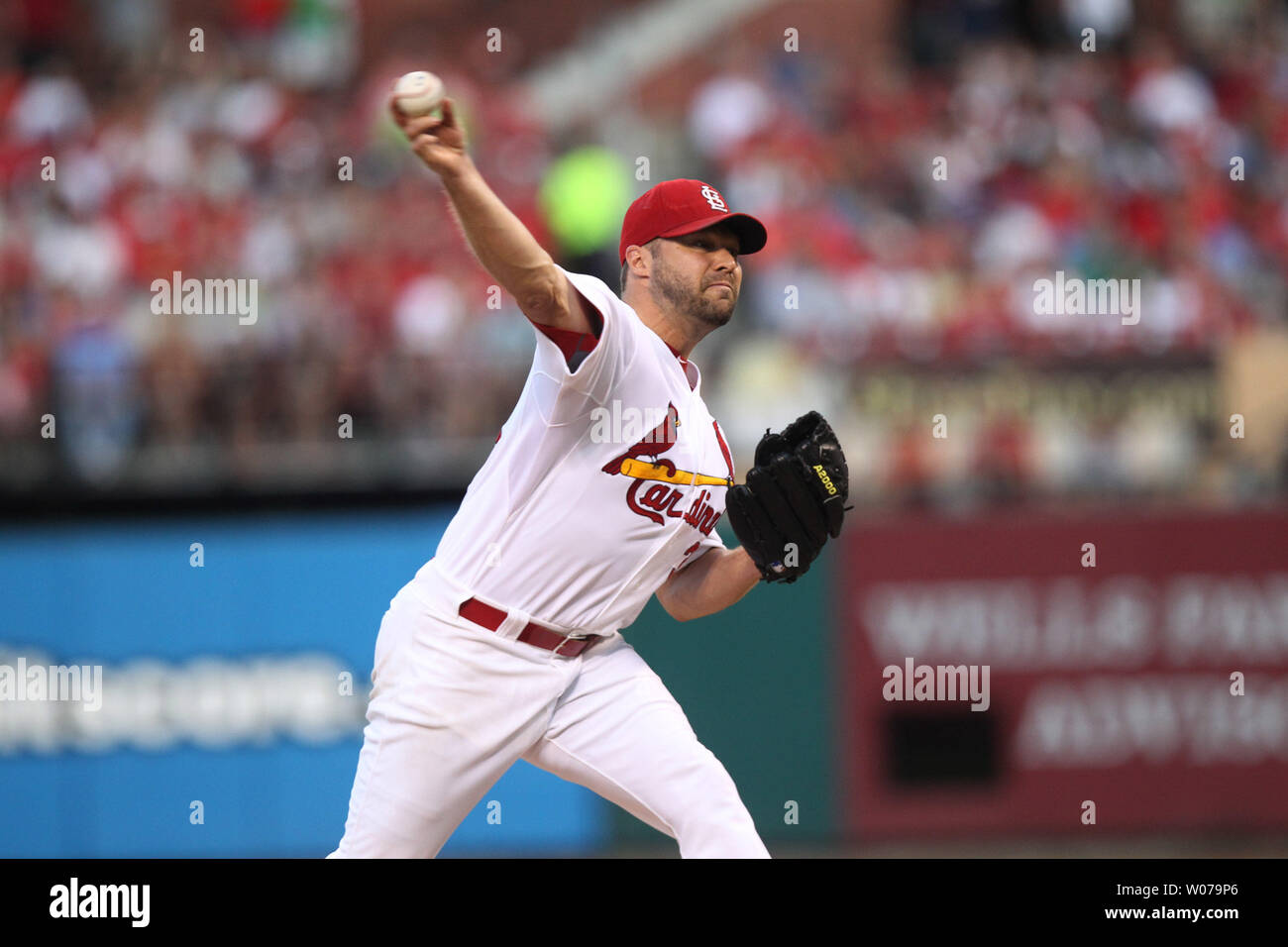 St. Louis Cardinals starting pitcher Jake Westbrook delivers a pitch to ...