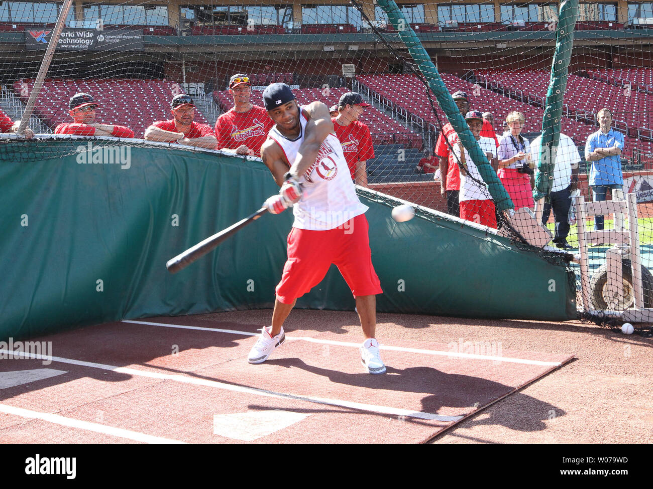 Stadium attendence hi-res stock photography and images - Alamy