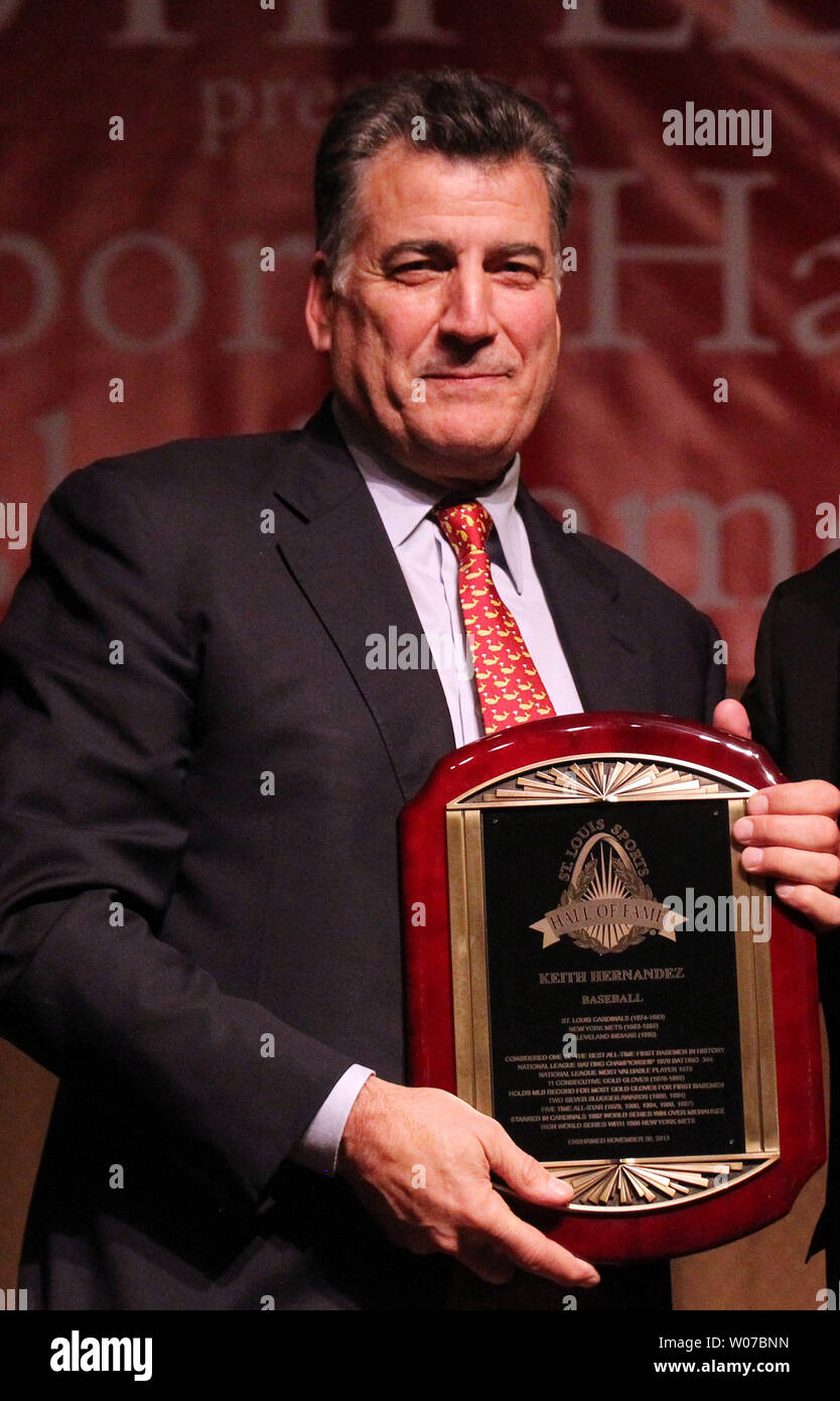 Hall of fame enshrinement hi-res stock photography and images - Alamy