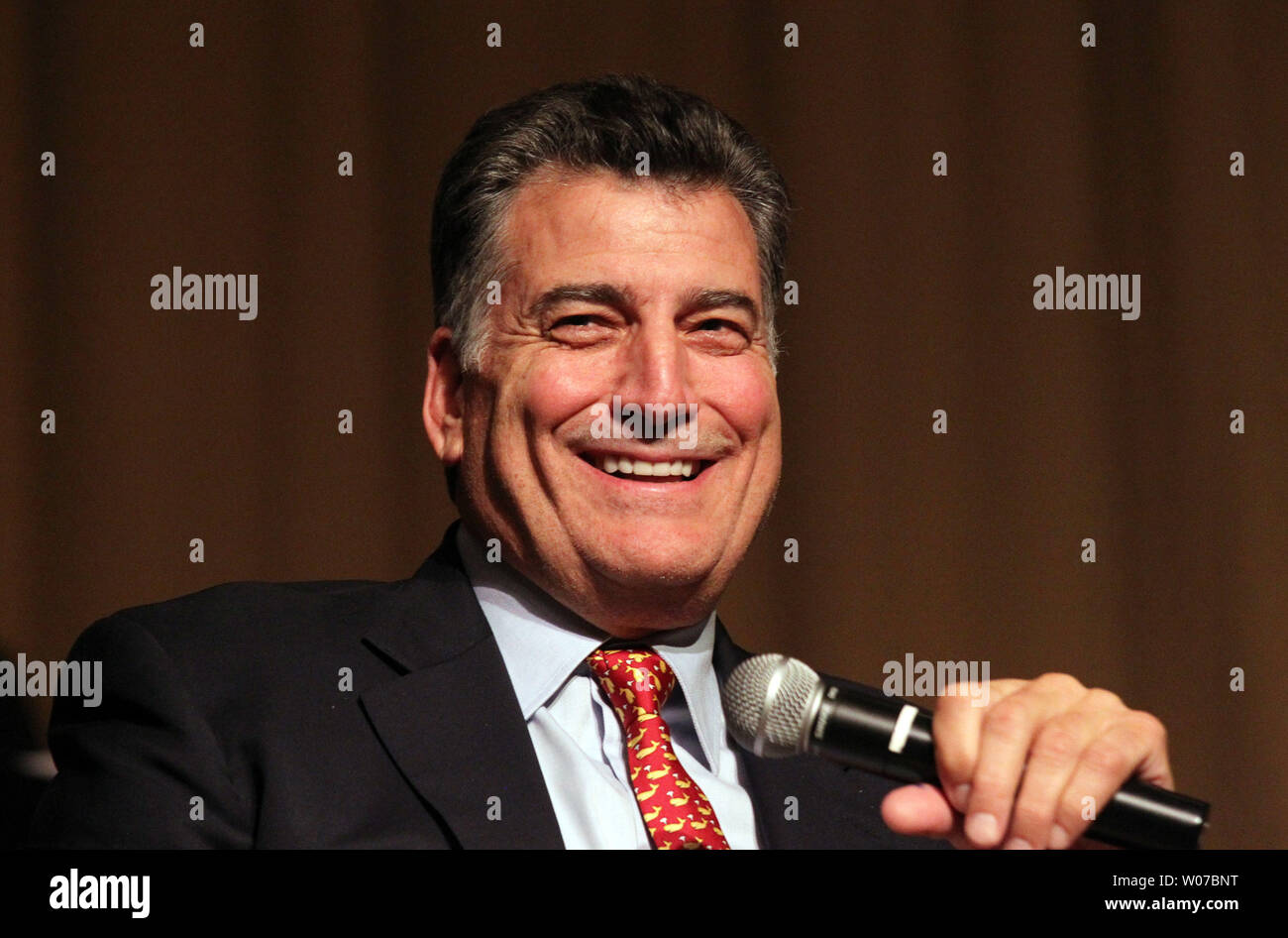 Hall of fame enshrinement hi-res stock photography and images - Alamy