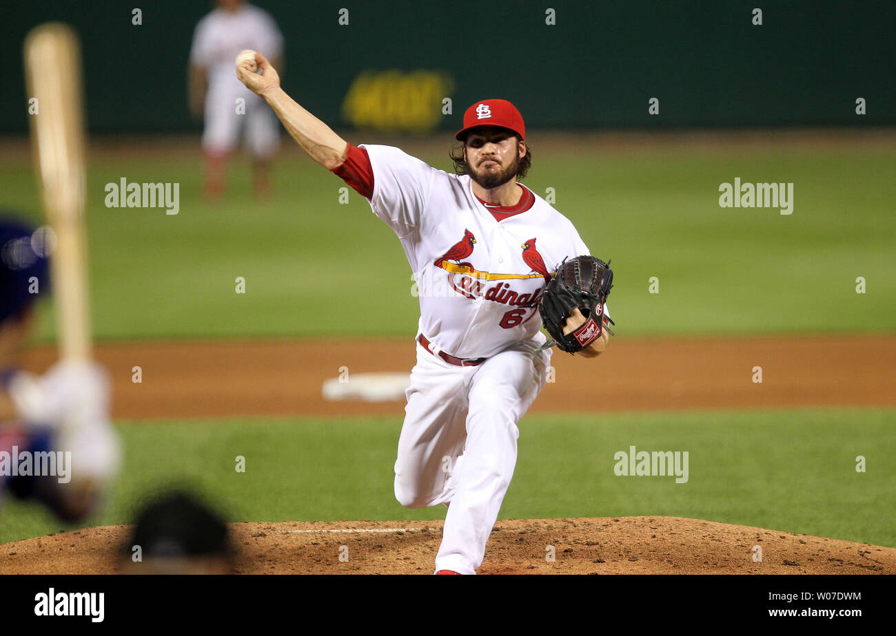 St. Louis Cardinals pitcher Eric Fornataro delivers a pitch to the ...