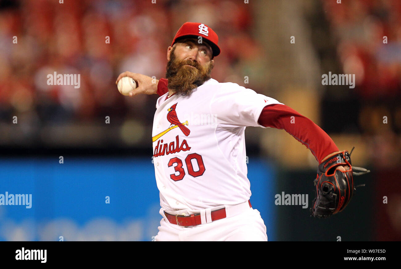 St. Louis Cardinals Jason Motte delivers a pitch to the Arizona ...