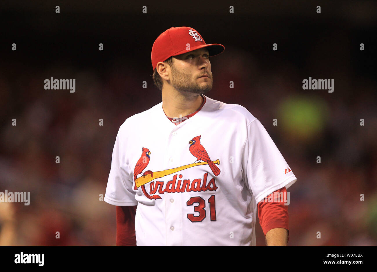 Busch stadium scoreboard hi-res stock photography and images - Alamy