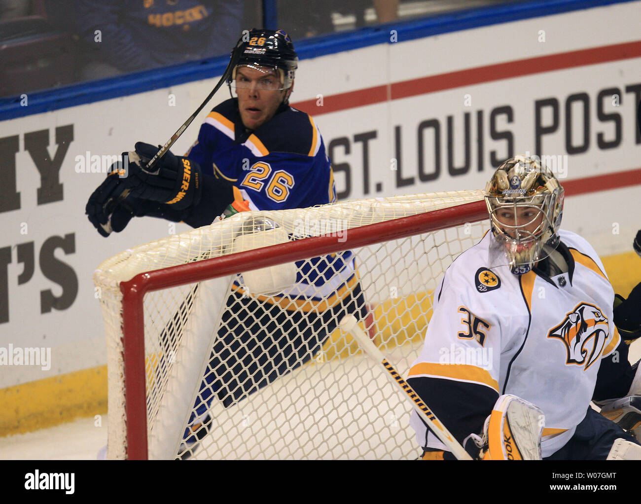 St. Louis Blues Paul Stastny tries to knock down an airborne puck as ...