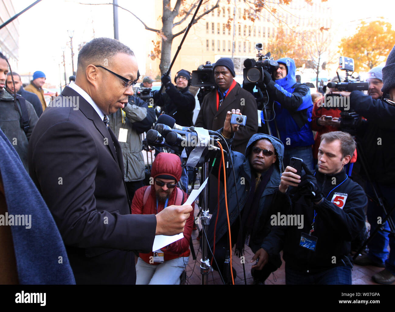 Anthony gray hi-res stock photography and images - Alamy