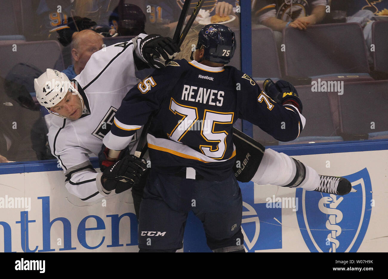 St. Louis Blues Ryan Reeves puts Los Angeles Kings Robyn Regehr into ...