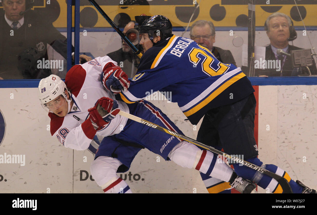 Patrik berglund hi-res stock photography and images - Alamy