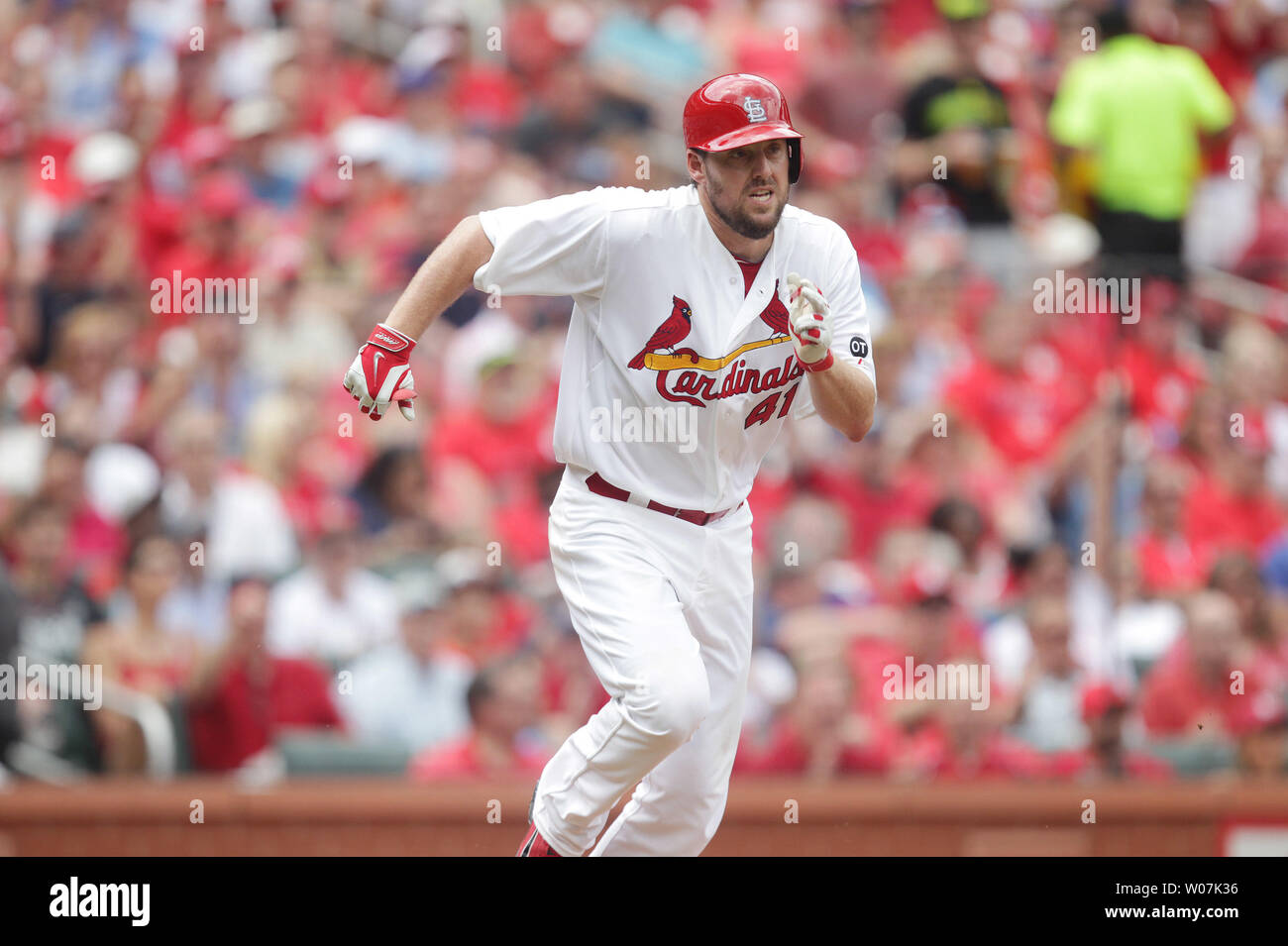 St. Louis Cardinals starting pitcher John Lackey runs toward first base ...