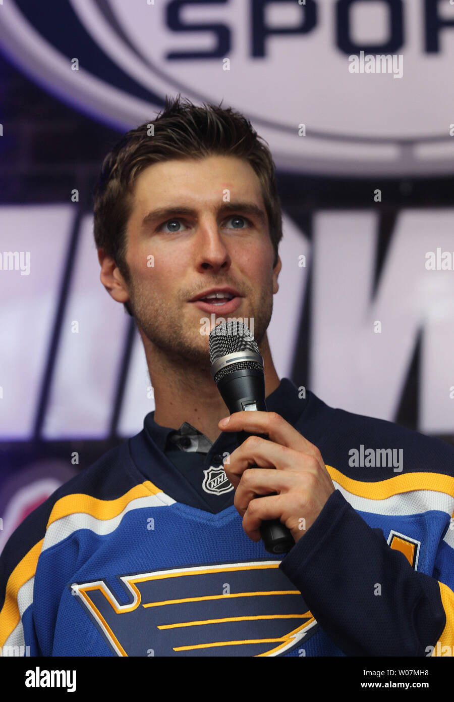 St. Louis Blues Alex Pietrangelo talks to the fans during Ice Breaker ...