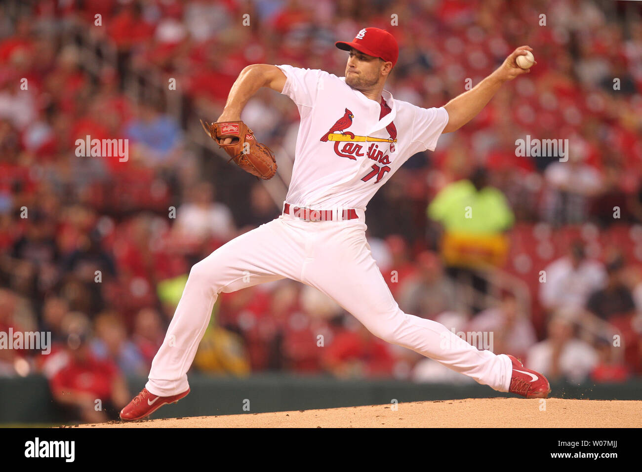 St. Louis Cardinals starting pitcher Tyler Lyons delivers a pitch to ...