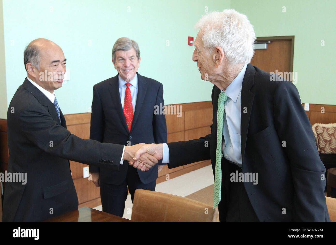 Dr william danforth hi-res stock photography and images - Alamy