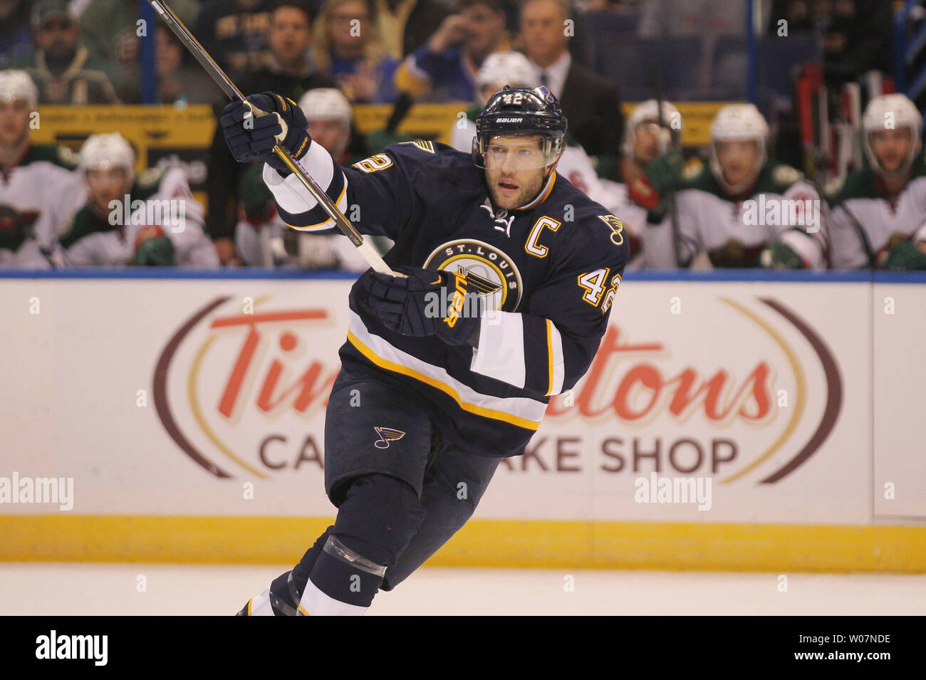 St. Louis Blues David Backes waits for a pass in the first period ...