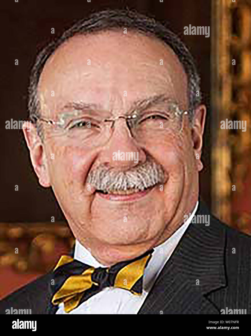 Starting new position hi-res stock photography and images - Alamy