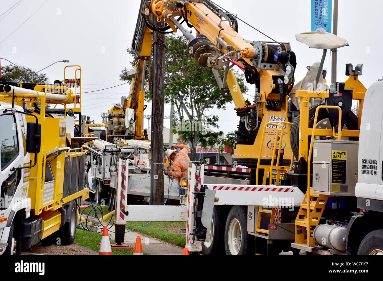 ELEVATED WORK PLATFORMS Stock Photo - Alamy