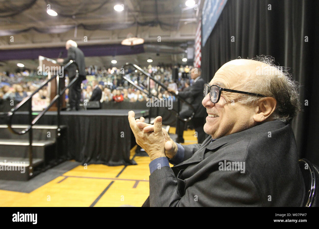 Danny Devito High School Actor Danny Devito Embraces Democratic