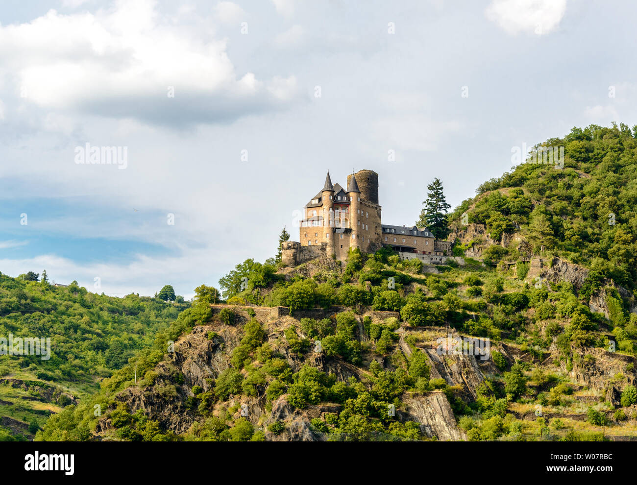 Burg katz am rhein hi-res stock photography and images - Alamy