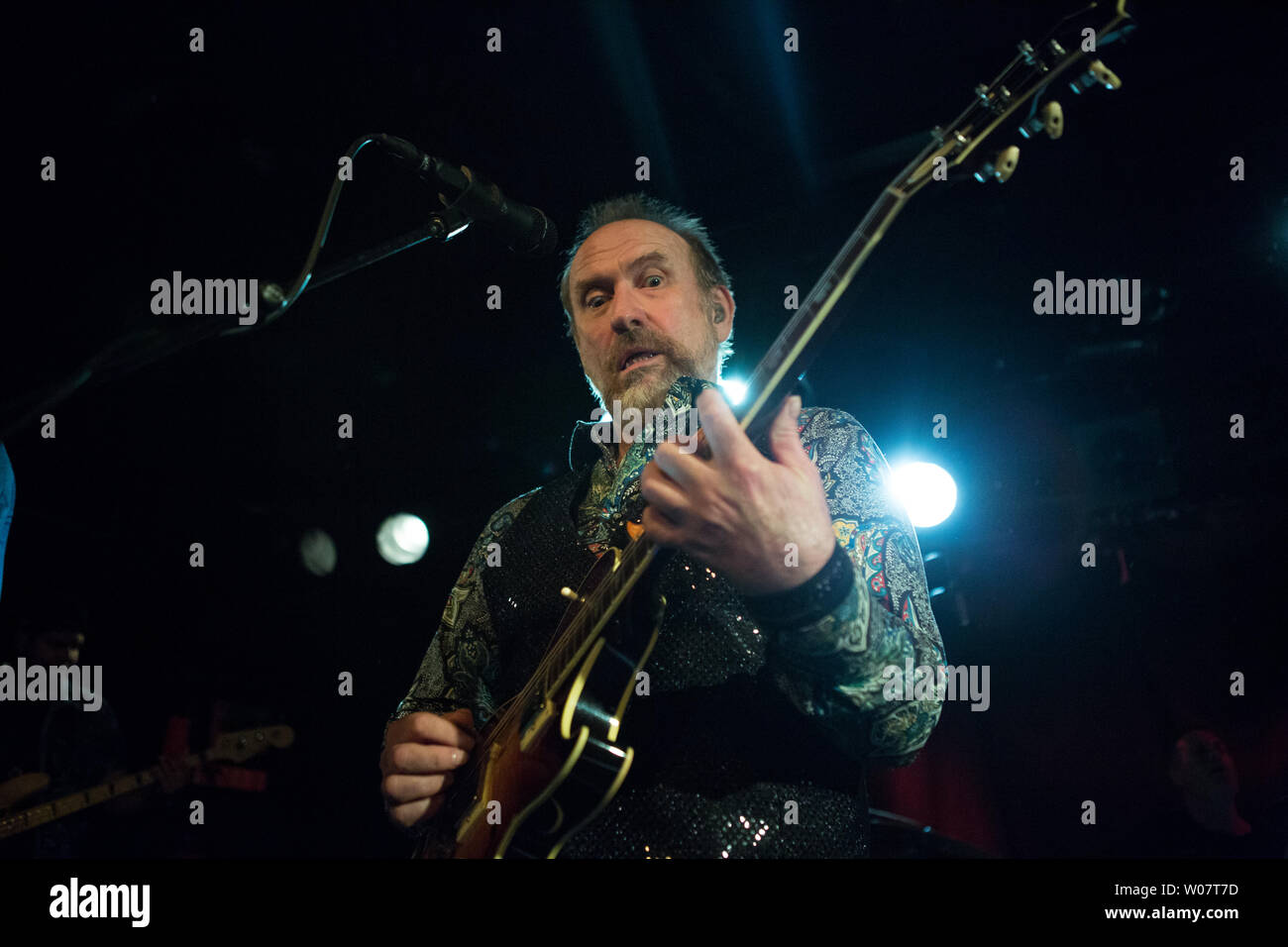 Colin hay hi-res stock photography and images - Alamy