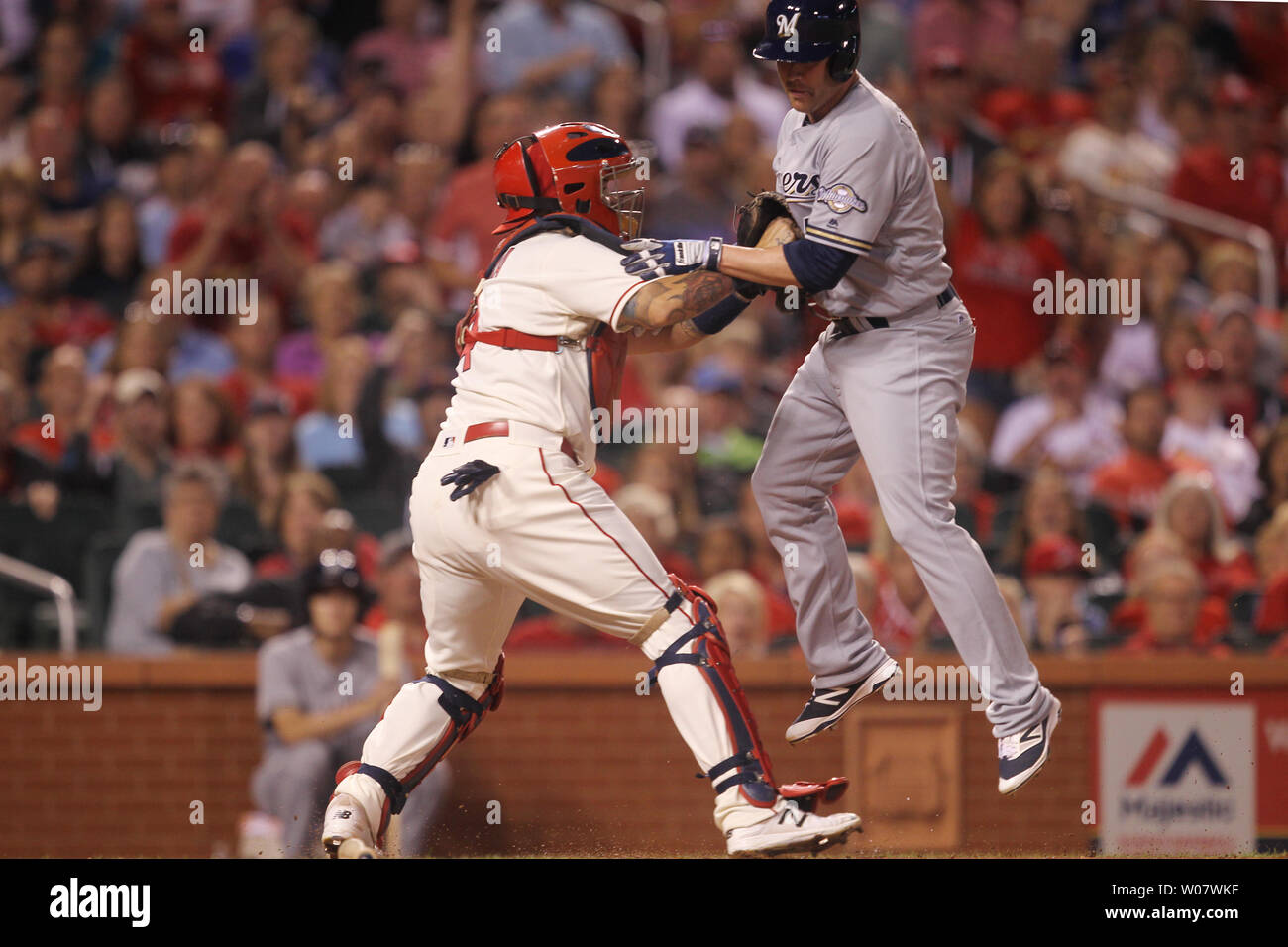 Jake elmore hi-res stock photography and images - Alamy