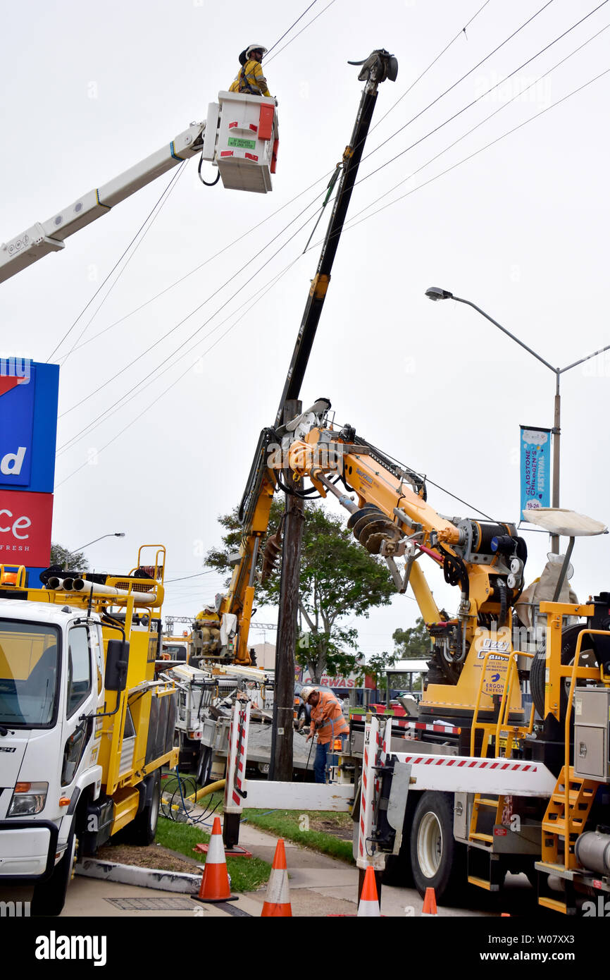 Elevated work platform hi-res stock photography and images - Alamy