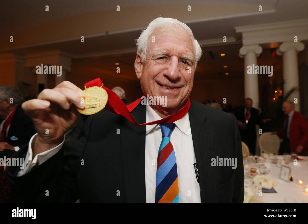 Leadership qualities hi-res stock photography and images - Alamy