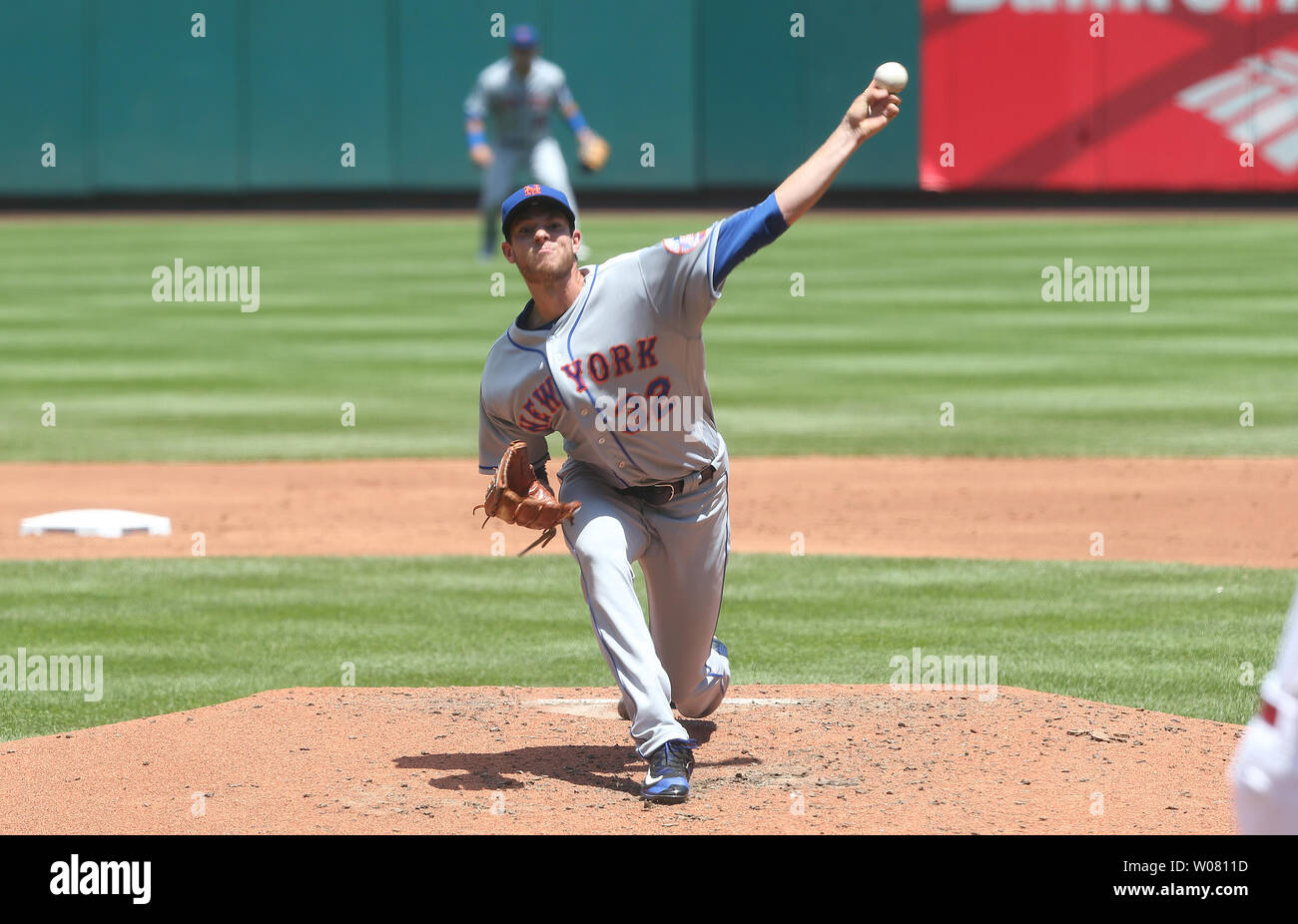 New York Mets starting pitcher Steven Matz delivers a pitch to the St ...