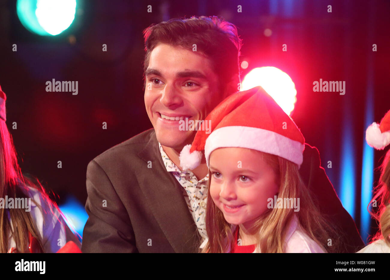 Actor RJ Mitte of Breaking Bad fame, talks with children before ...