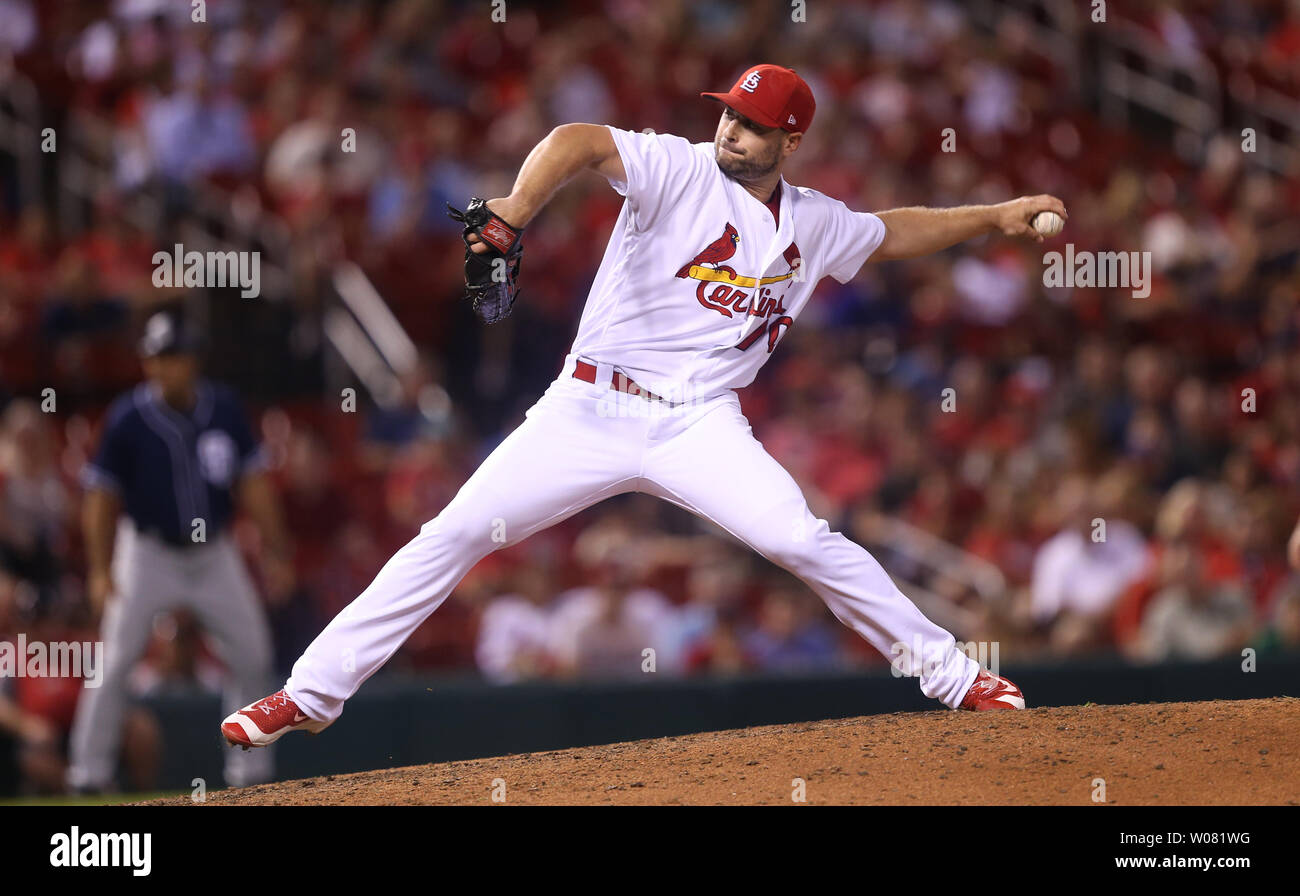 St. Louis Cardinals pitcher Tyler Lyons delivers a pitch to the San ...