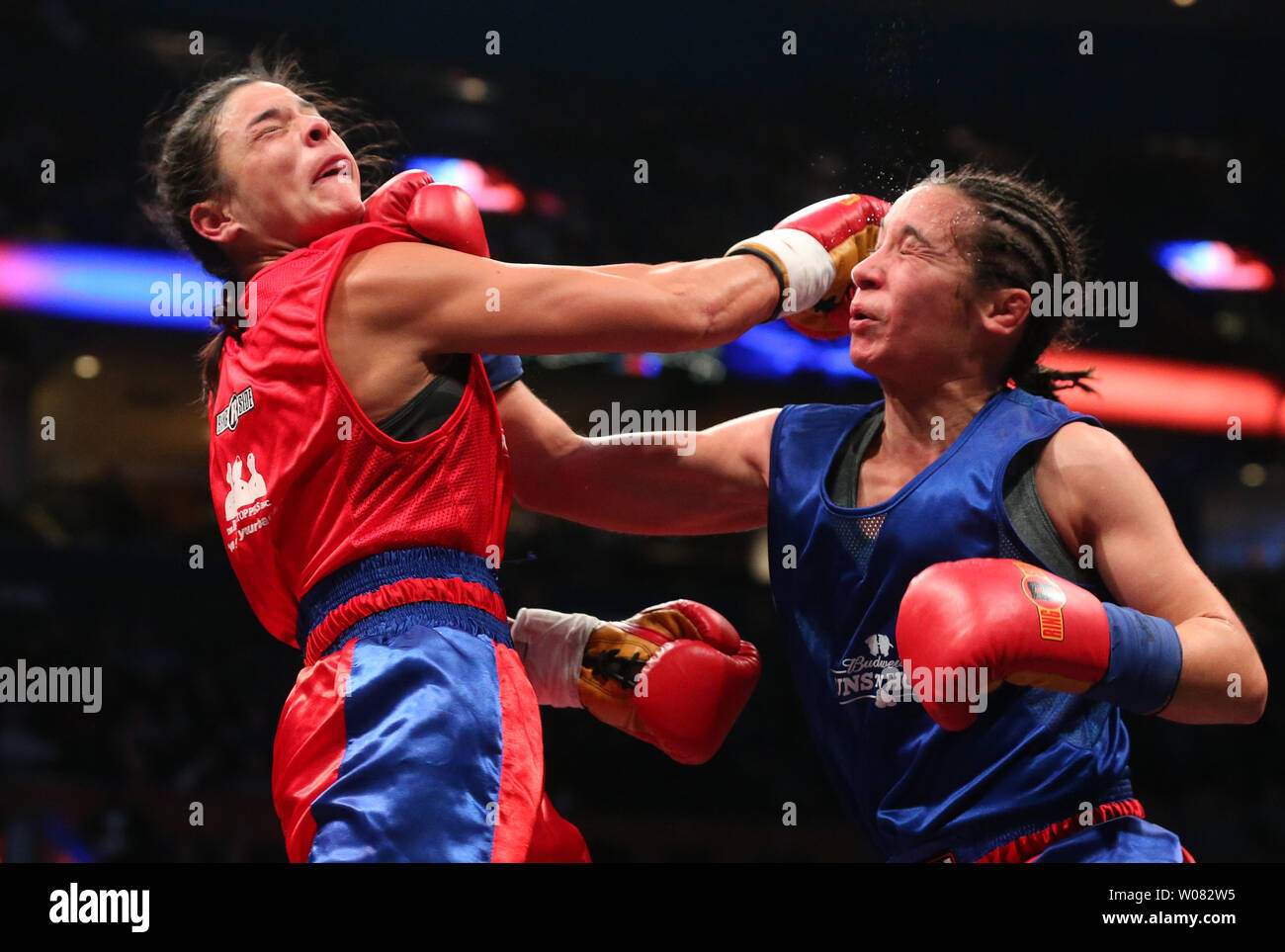 Backstoppers hi-res stock photography and images - Alamy