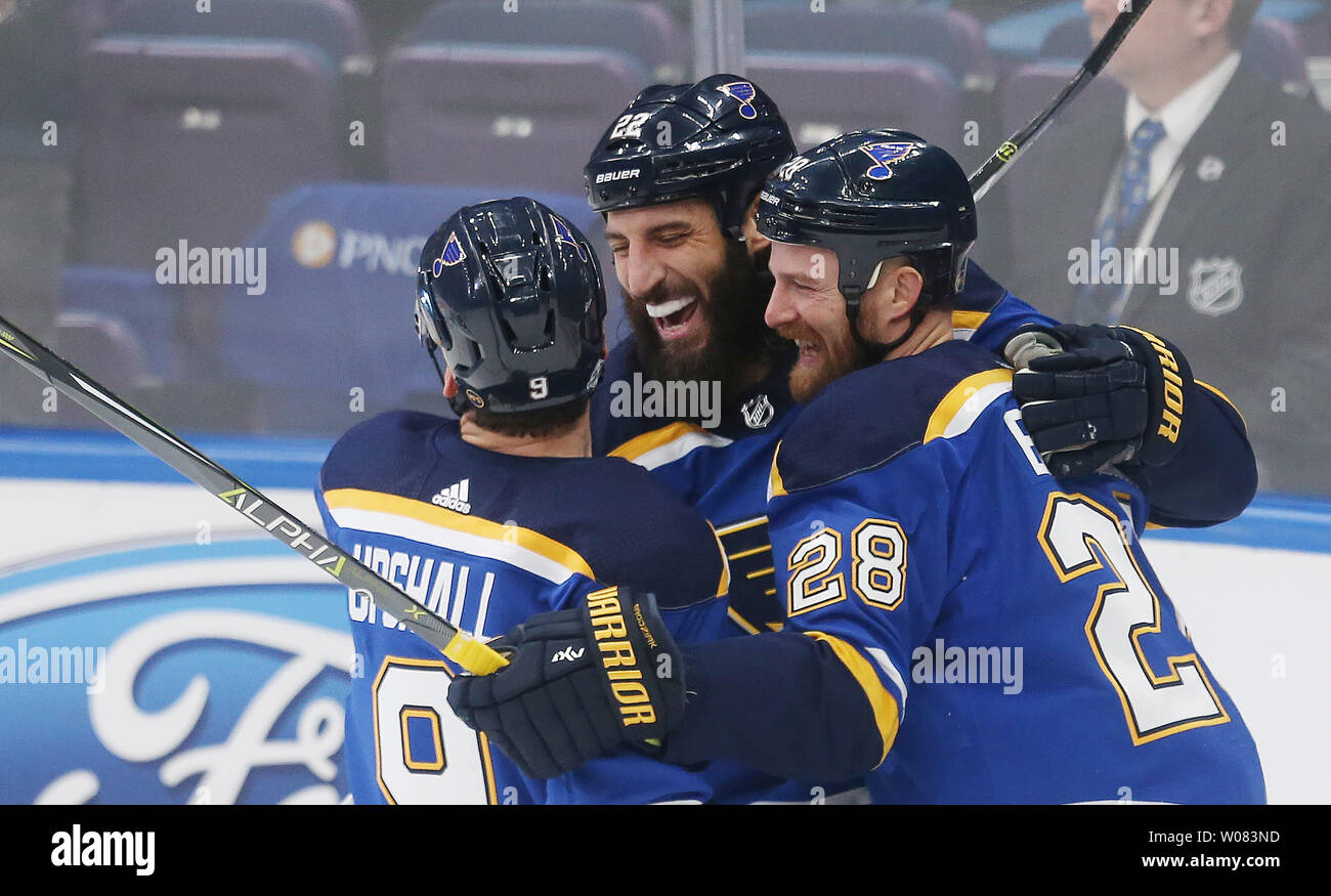 Chris thorburn hi-res stock photography and images - Alamy
