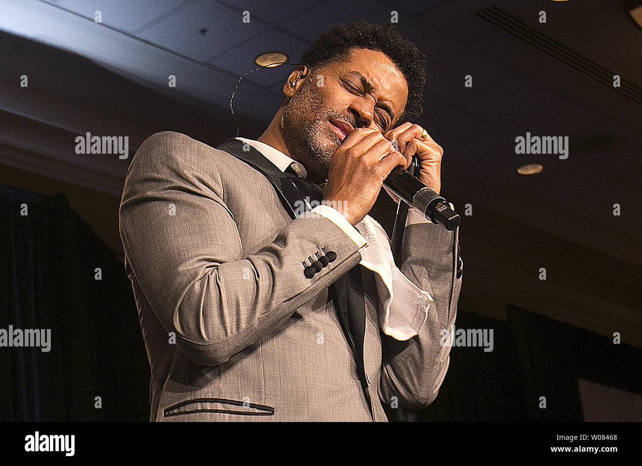 Singer Eric Benet performs at the Urban League of Metropolitian St ...