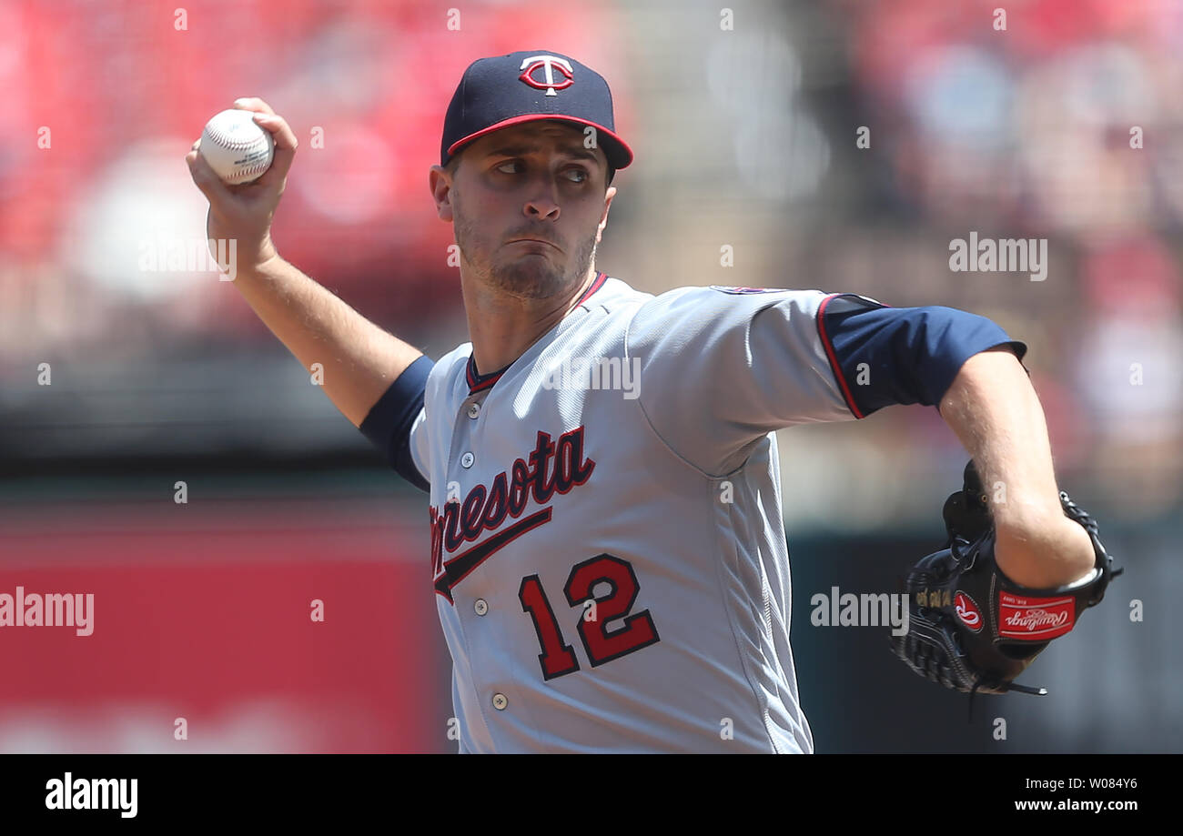 Minnesota Twins starting pitcher Jake Odorizzi delivers a pitch to the ...