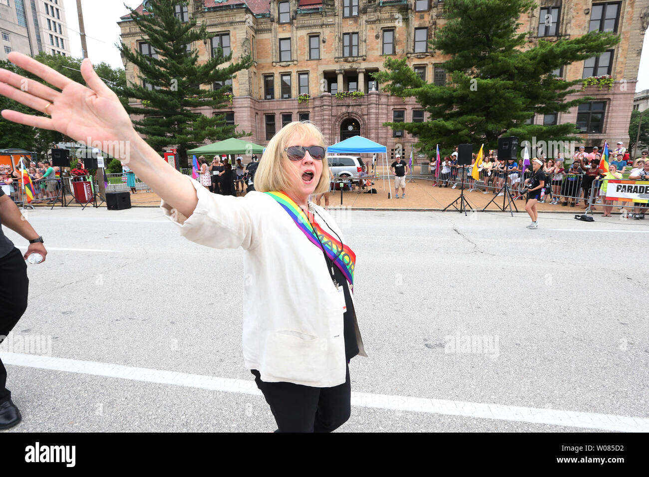 St. Louis Mayor Lyda Krewson waves to the crowd during the St. Louis ...