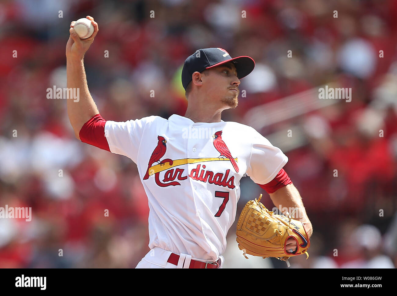 St. Louis Cardinals starting pitcher Luke Weaver delivers a pitch to ...