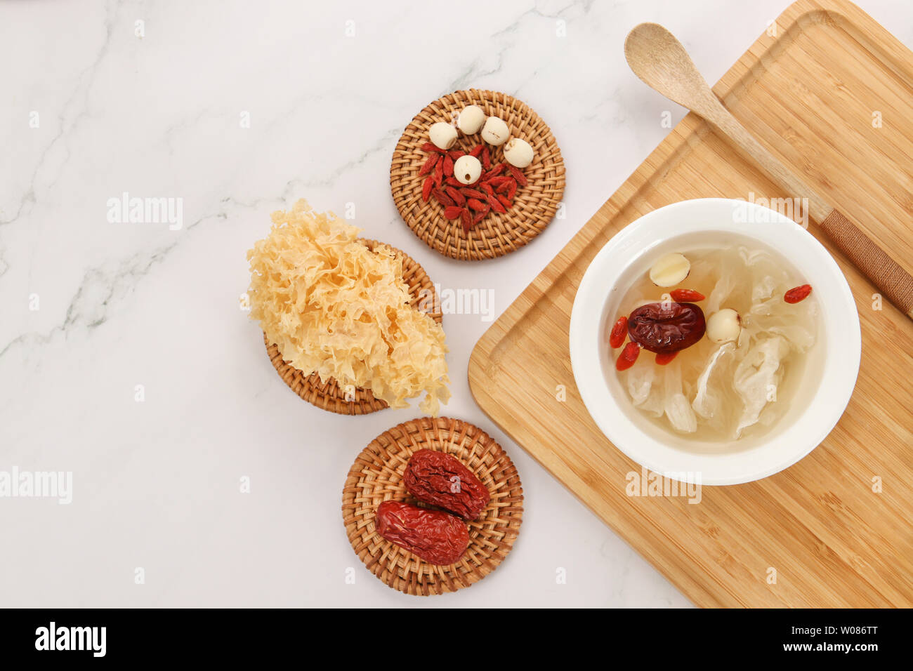 Silver ear soup hi-res stock photography and images - Alamy