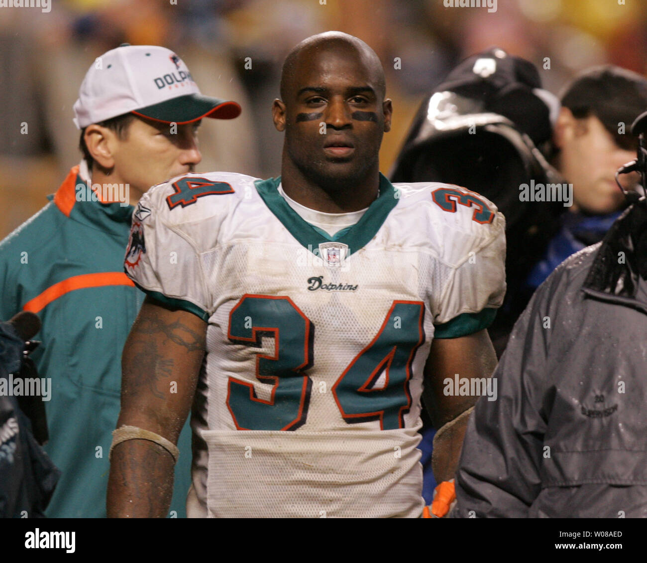 Ricky williams dolphins hi-res stock photography and images - Alamy