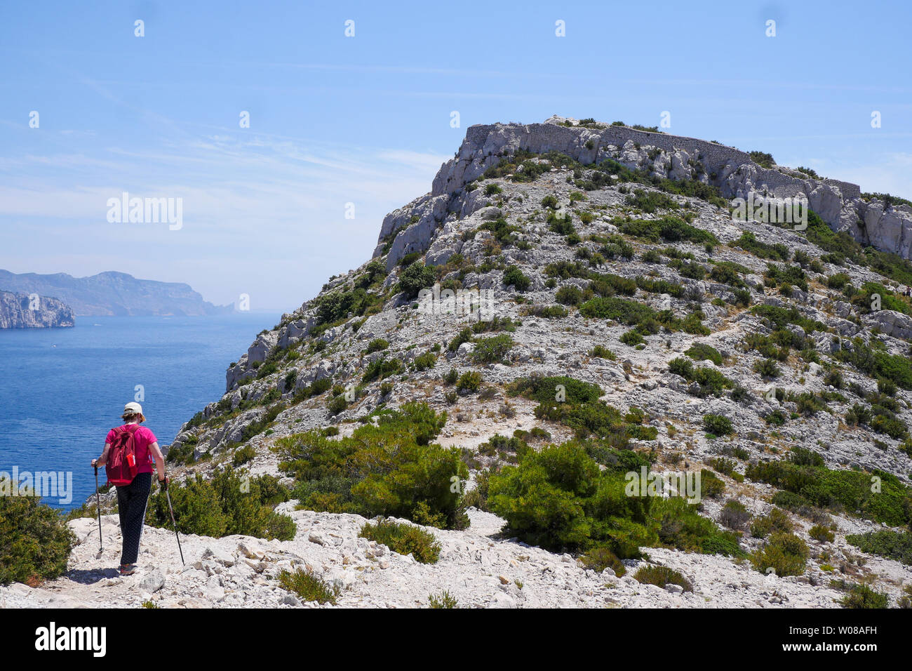 Morgiou calanque, Mountain hiking in the calanques of Marseille ...