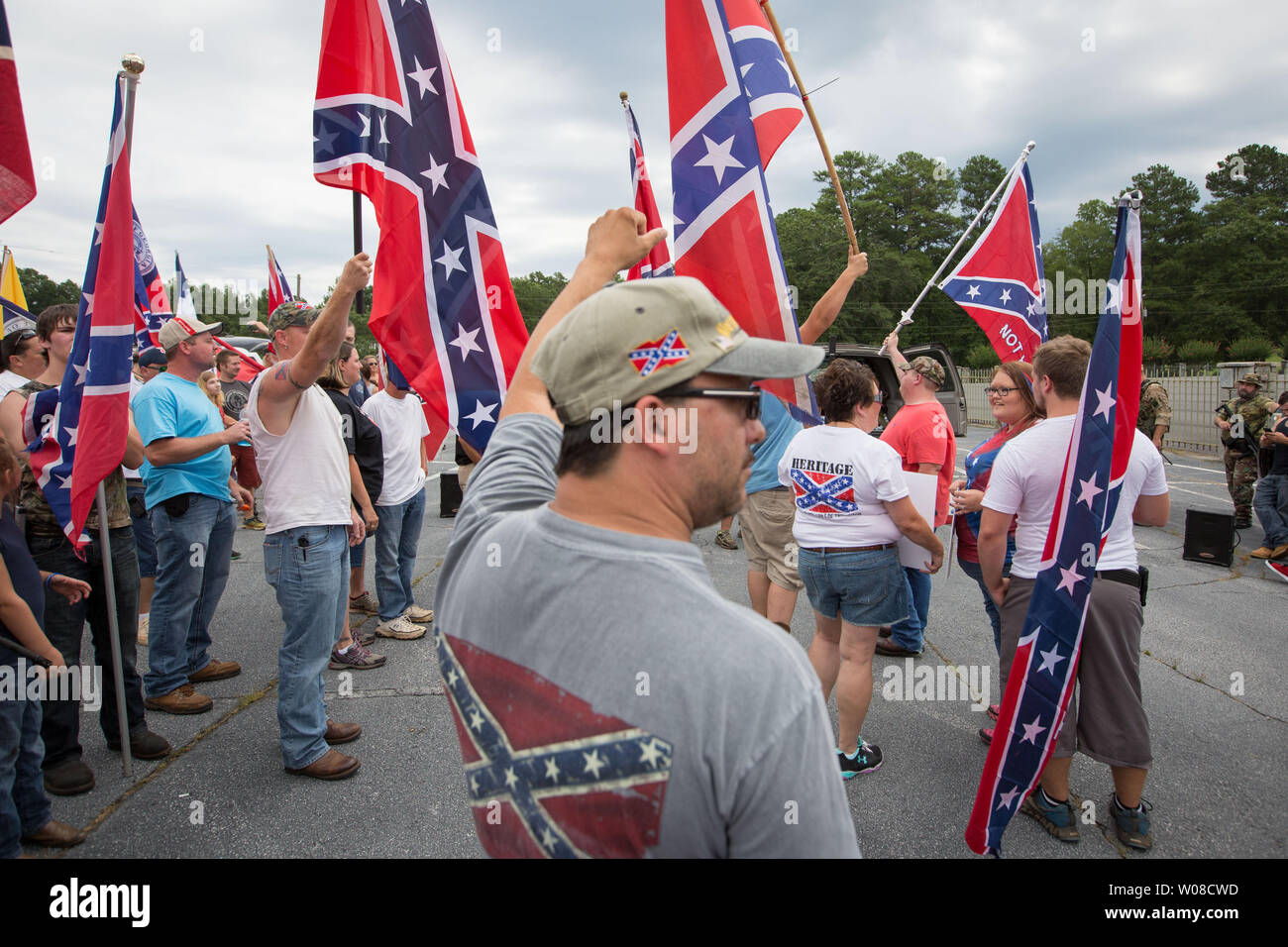 People participating in Confederate flag rally at Stone Mountain Park ...